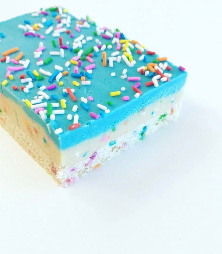Dunkaroo Cookie Dough Bar – Bon ApaTreat